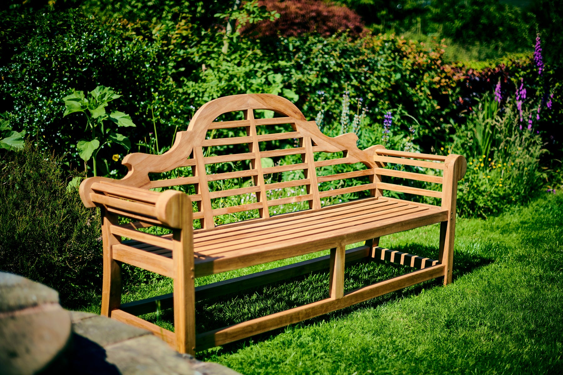 Lutyens Garden Benches | Outdoor Lutyens Benches | Mr Teak